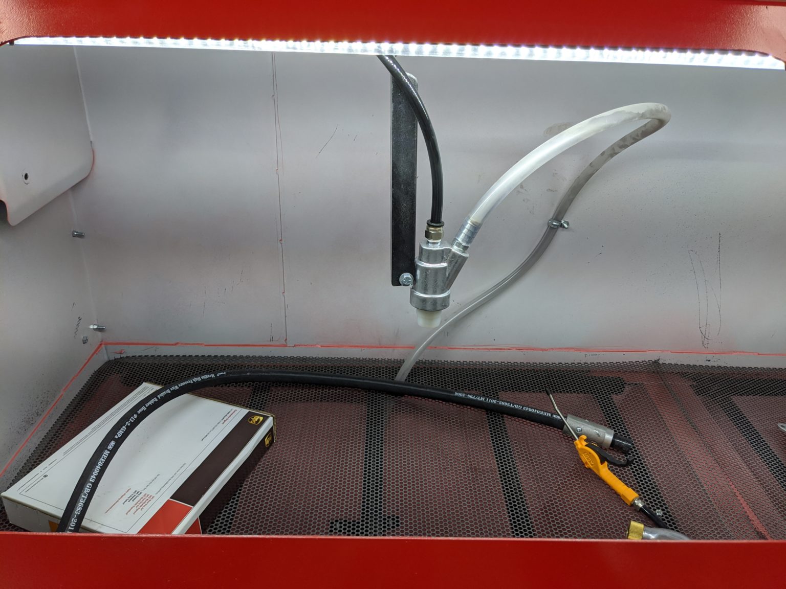 HANDS FREE CENTER MOUNT BLAST GUN WITH CARBIDE NOZZLE | BADBOY Blasters